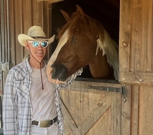 Volunteer at Cloverleaf | Cloverleaf